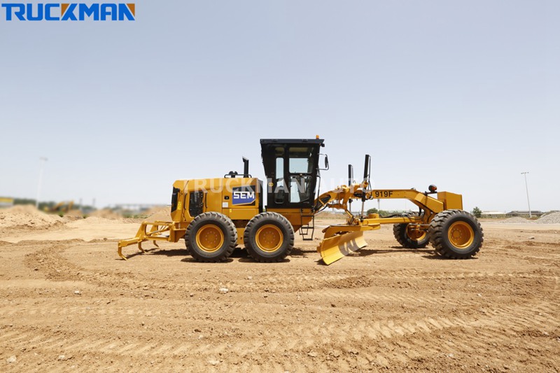 SEM 919F Motor Grader Delivery To Mauritania
