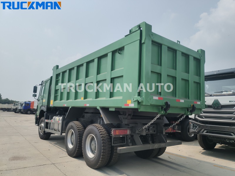 25 Tons 10 Wheels SINOTRUK HOWO 380HP Tipper Truck To Nigeria