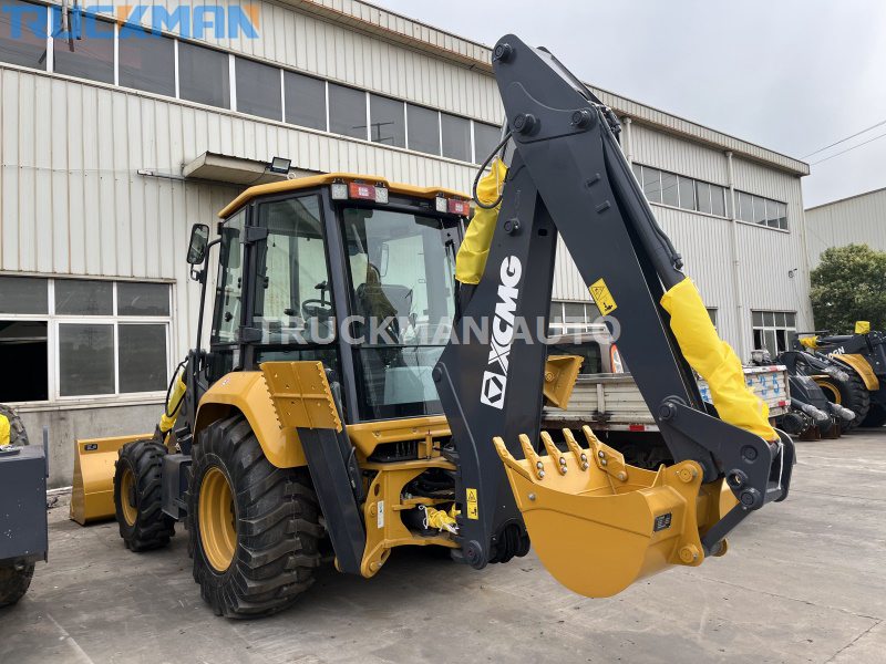XCMG XC870K Backhoe Loader