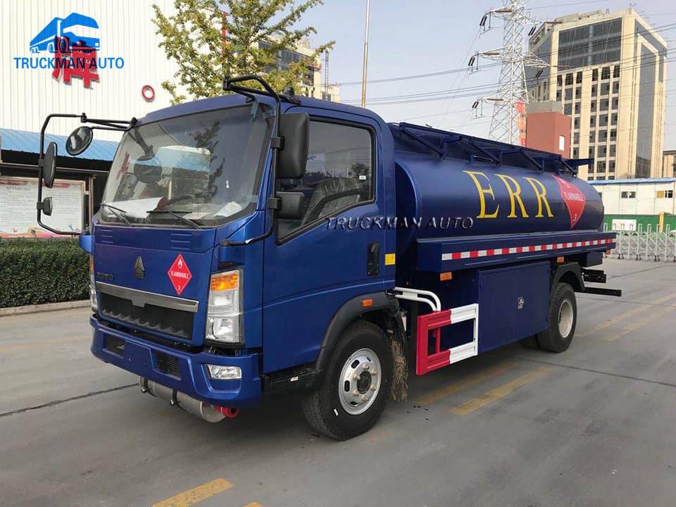 5000 Liter SINOTRUK HOWO Small Fuel Tanker Truck